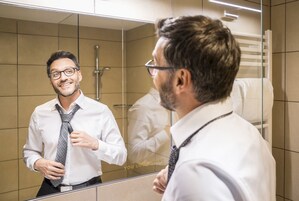 Um polibã, artigos de higiene pessoal grátis, um secador de cabelo 