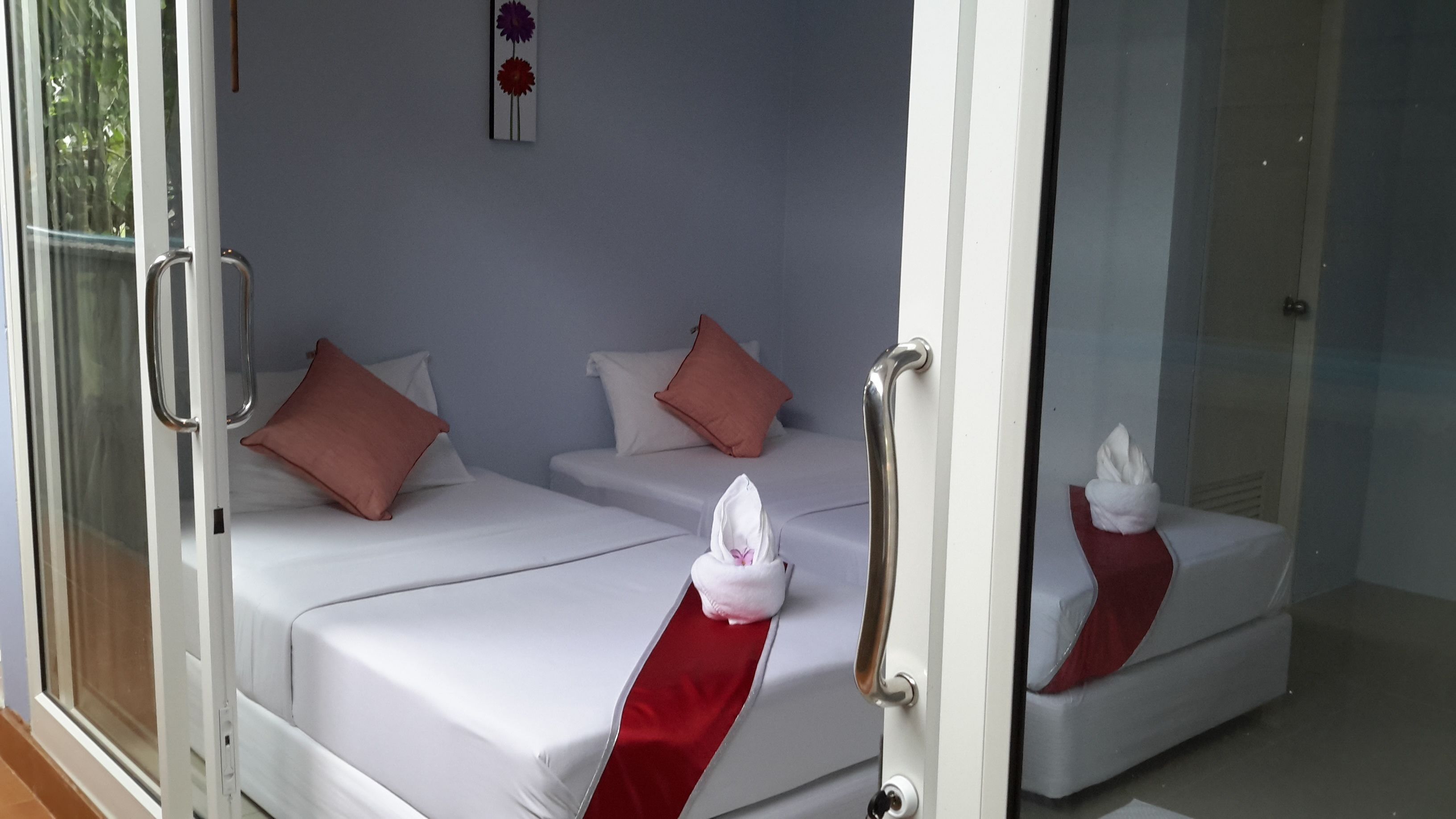 Quarto Standard | Minibar, com decoração personalizada, cortinas/cortinados opacos 