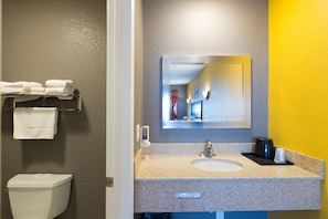 Quarto standard | Pia do banheiro