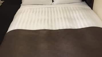 Secretária, Wi-fi grátis, roupa de cama fornecida