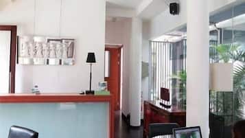 Quiosque de check-in/check-out