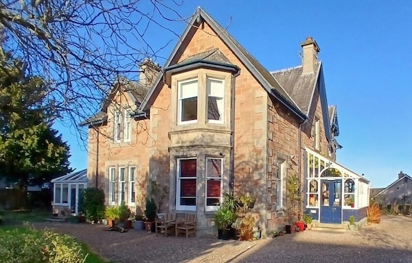 Trafford Bank Guest House - Loch Ness