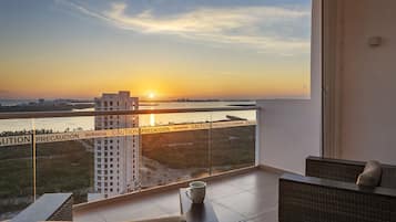 Suite Familiar, 3 quartos, cozinha, vista para o oceano | Varanda