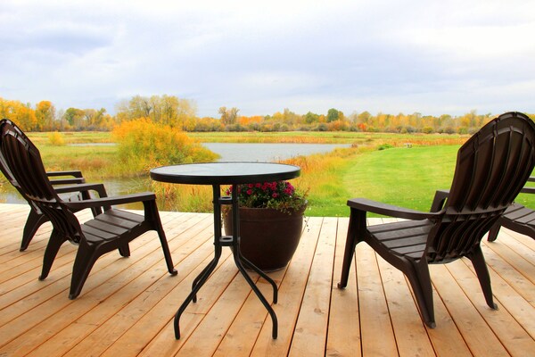 Gallatin River Lodge - Montana
