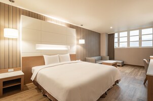 Quarto Duplo Empresarial | Sala de estar | Televisor LED de 50 polegadas com canais digitais, televisor 