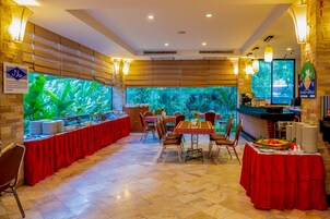 Buffet de pequeno-almoço