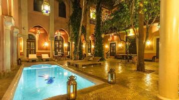 Piscina externa