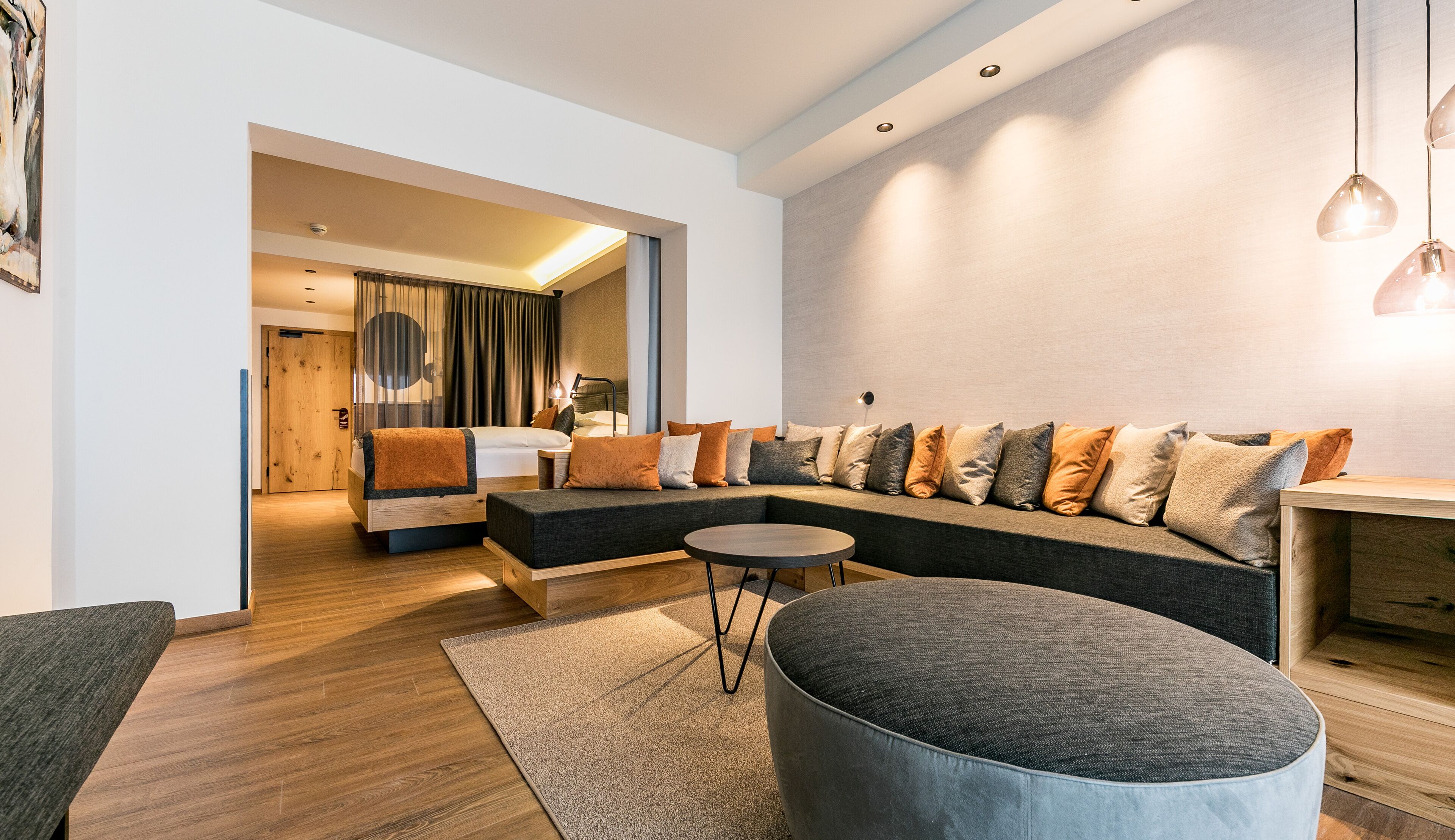 Quarto casal luxo, sacada, vista para a montanha | Comodidades do quarto