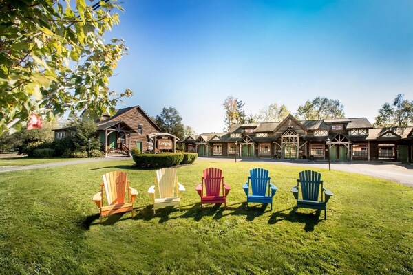 Finger Lakes Lodging - Skaneateles, NY