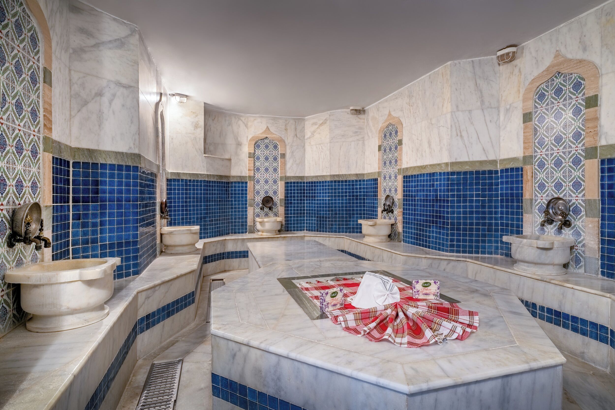 Banho turco/hammam, salas de massagem/tratamento