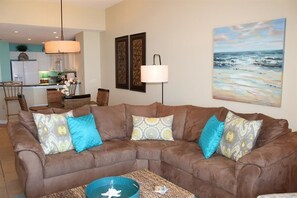 Apartamento de Luxo, 3 Quartos | Sala de estar