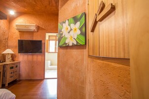 Quarto Familiar, vista para o mar | Wi-fi grátis, roupa de cama fornecida 