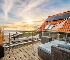 Quarto duplo, sacada, vista para o mar | Cofres nos quartos, escrivaninha, berços (sobretaxa), Wi-Fi de cortesia