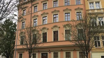 Estúdio Básico | Exterior