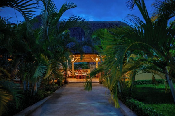 Pequenos-almoços, almoços, jantares servidos, cozinha internacional