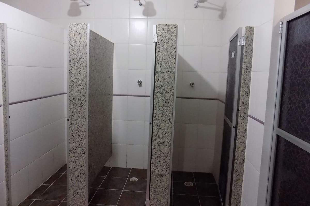 Duche na casa de banho