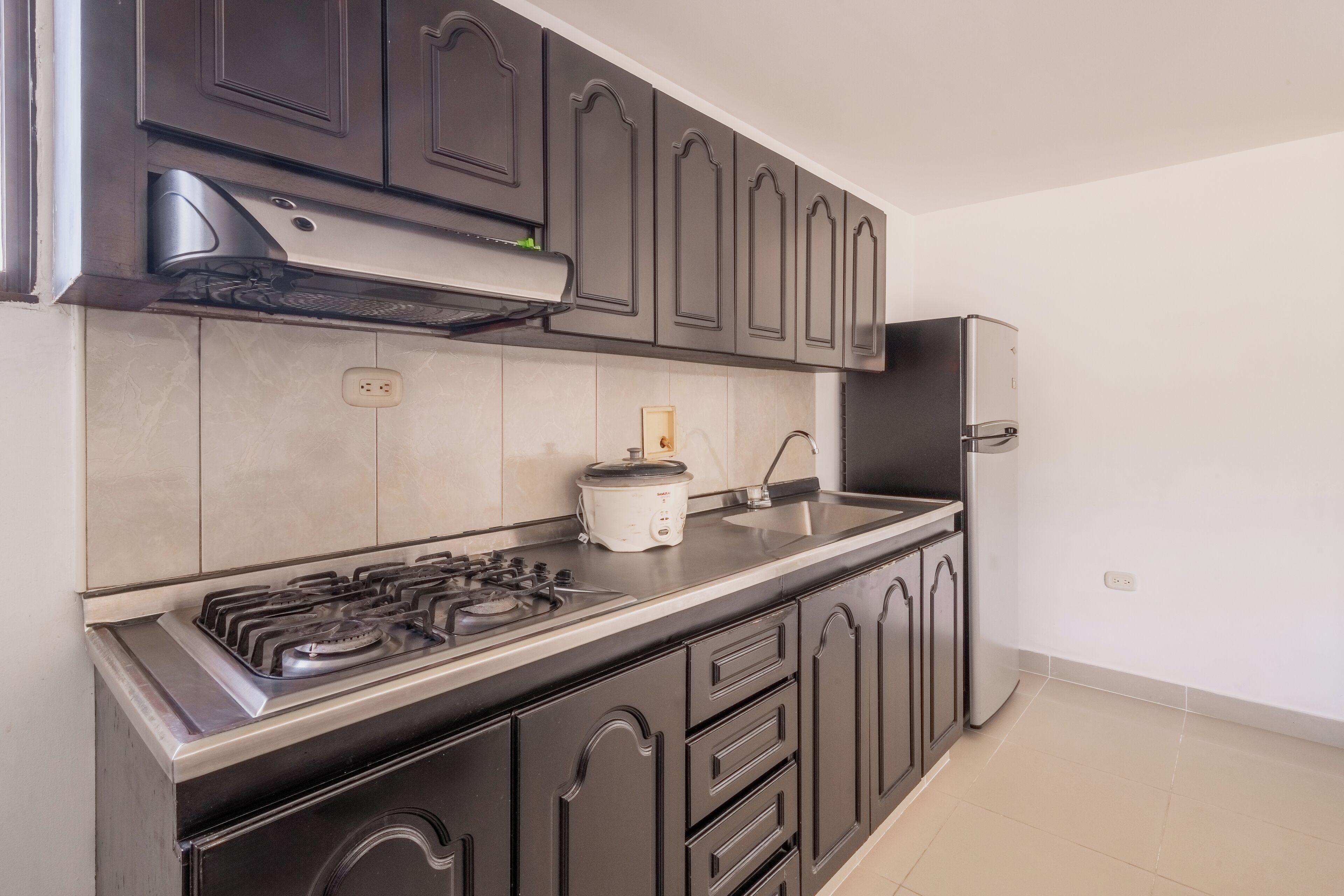 Apartamento família | Cozinha privada | Geladeira