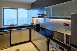 Apartamento Cidade, 2 quartos | Cozinha privada | Uma cafeteira/bule 