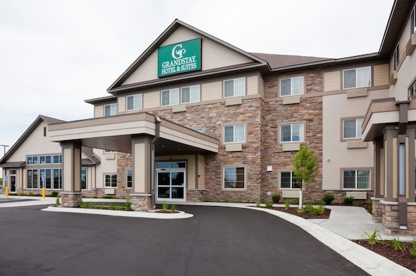 Grandstay Delano - Buffalo, MN