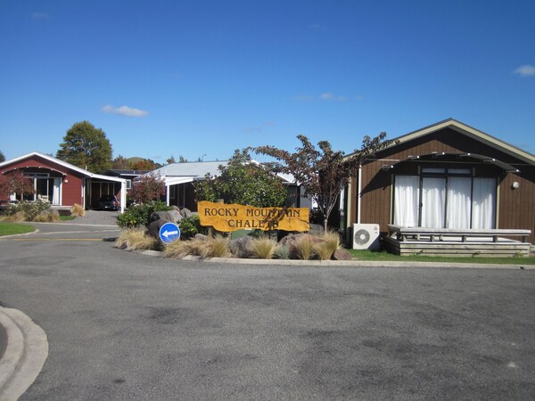 Rocky Mountain Chalets - Wairarapa
