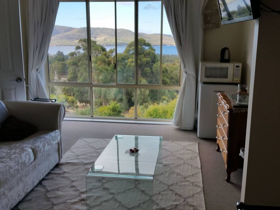 Quarto Duplo ou Twin Deluxe, vista para a baía | Vista para a água