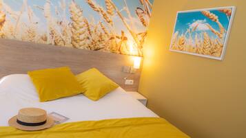 Quarto Clássico, 1 cama de casal | Camas de colchão pillowtop, minibar grátis