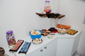 Café da manhã, almoço e jantar