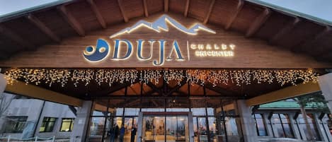 Entrada do alojamento