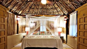 Cabana design, 1 cama King, para não fumantes, cozinha americana | Roupas de cama premium, cofres nos quartos, individualmente decorados