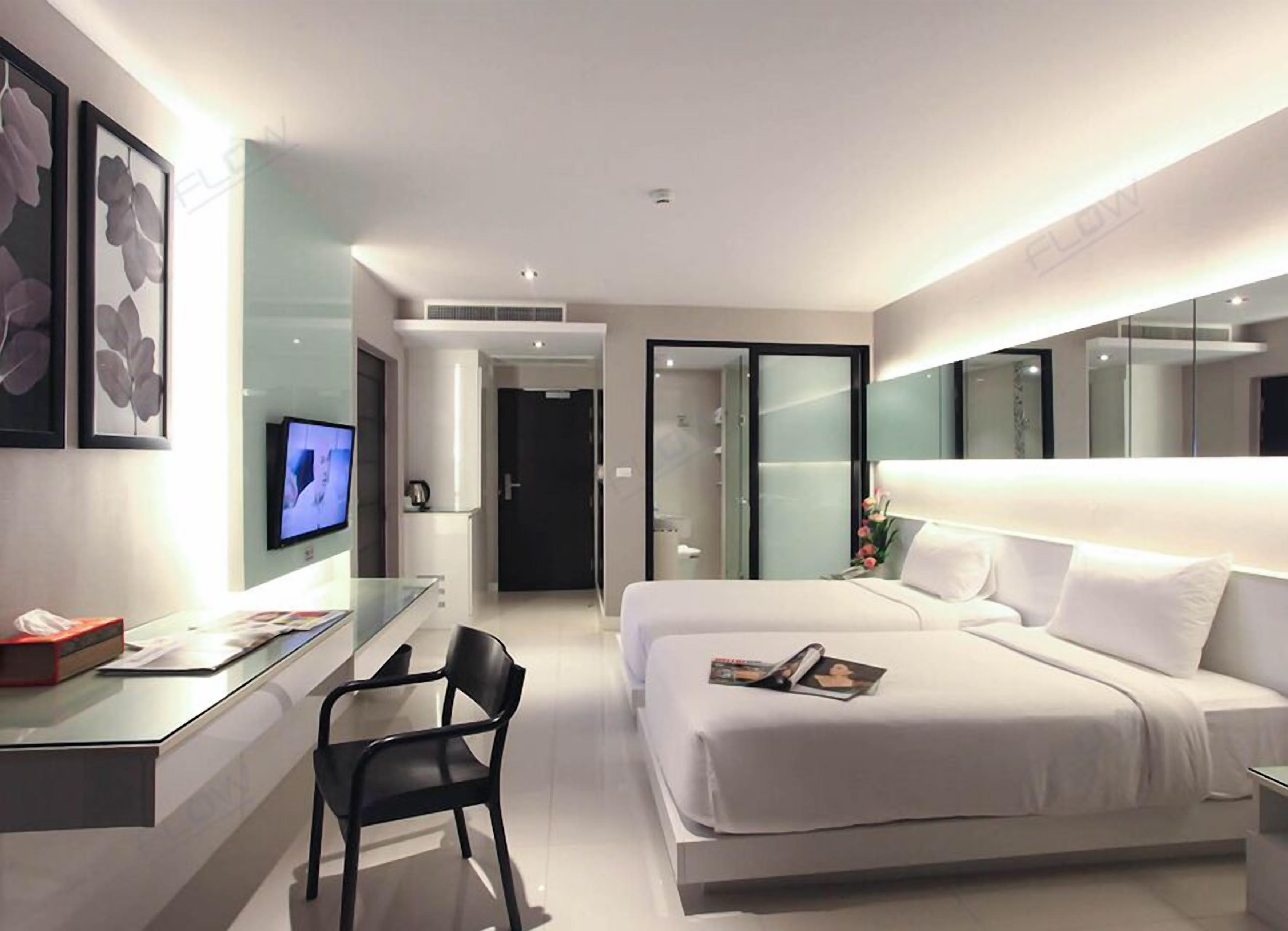 Quarto Duplo ou Twin Familiar | Cofre no quarto, secretária, Wi-fi grátis 