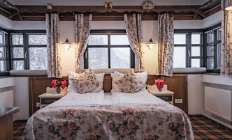 Quarto Standard | Roupa de alta qualidade, minibar, quartos insonorizados, Wi-fi grátis 