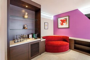 Villa Panorâmica, piscina privativa | Roupa de alta qualidade, edredões de penas, minibar, cofre no quarto 