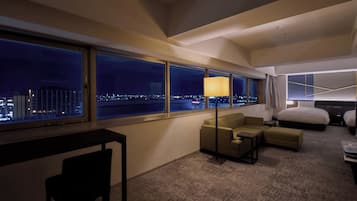 Quarto Twin de Luxo, não fumadores (Suite) | Com decoração personalizada, com mobília individualizada