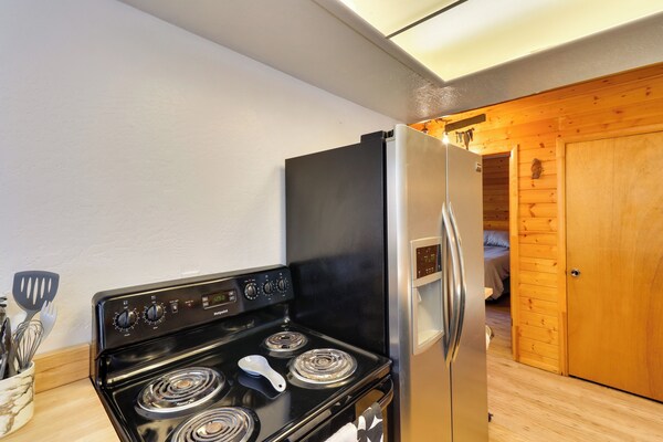 Rustic-modern Overgaard Cabin W/ Decks & Fire Pit! - Arizona