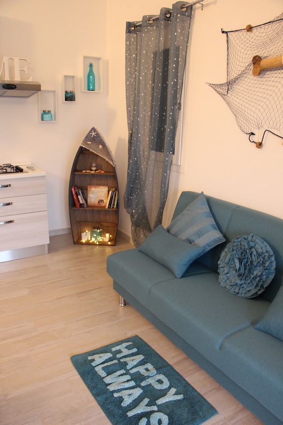 Get Relaxed Splashing In A Private Swimming Pool Or Sunbathe On The Nearby Beach - Budoni