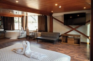 Suite Deluxe | Wi-fi grátis, roupa de cama fornecida 