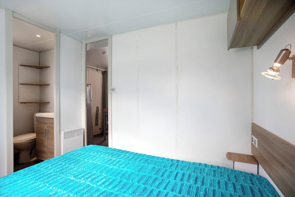 Chalet 'Bungalow T3 I I -15 Min From Nazaré' Met Gedeeld Zwembad, Privé Terras En Airconditioning - Marinha Grande