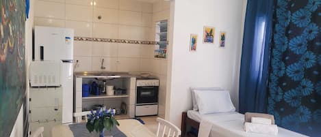 Apartamento premium | Cozinha privada | Geladeira grande, micro-ondas, liquidificador, forno com torradeira