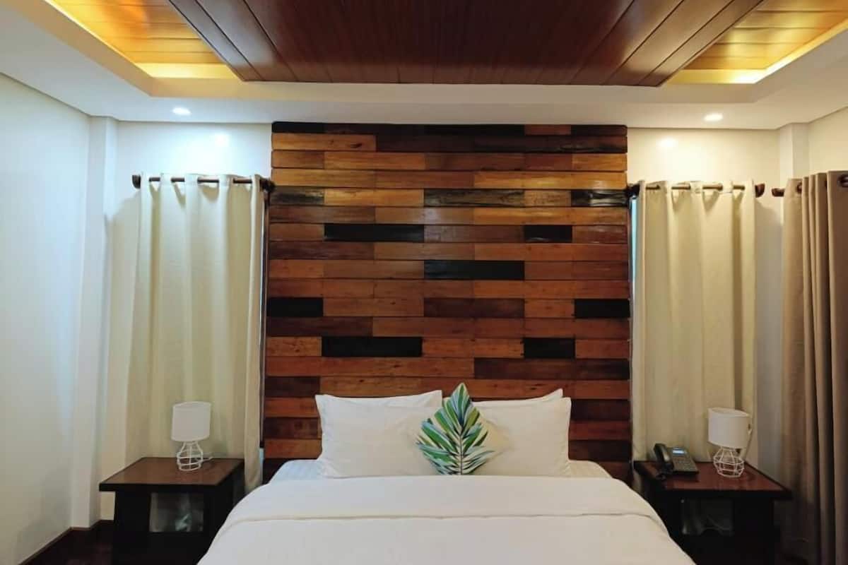 Bungalow Premier, pátio, vista para o mar | Cofre no quarto, secretária, cortinas/cortinados opacos, Wi-fi grátis 