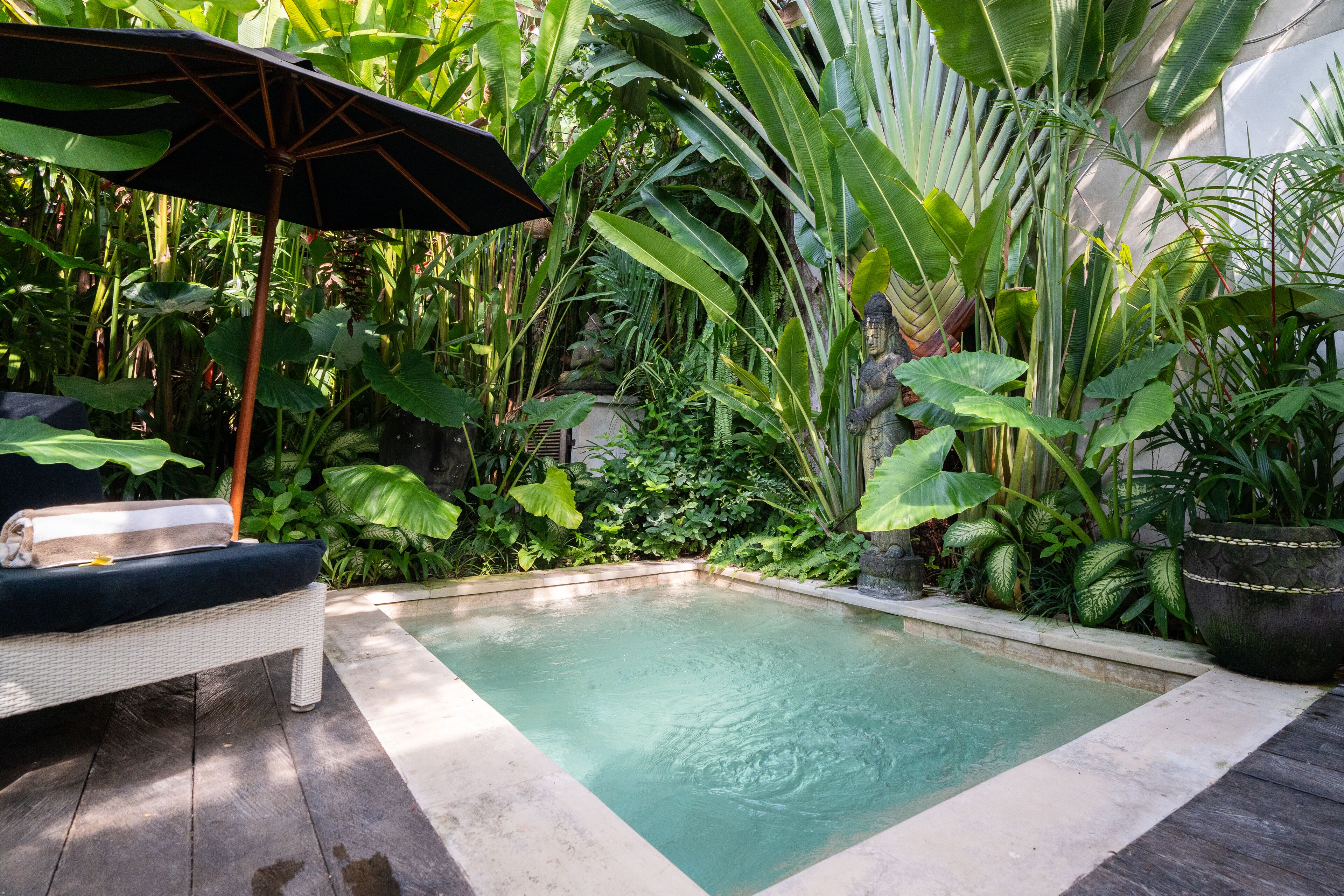 One Bedroom with Private Plunge Pool Villa | Vista do quarto