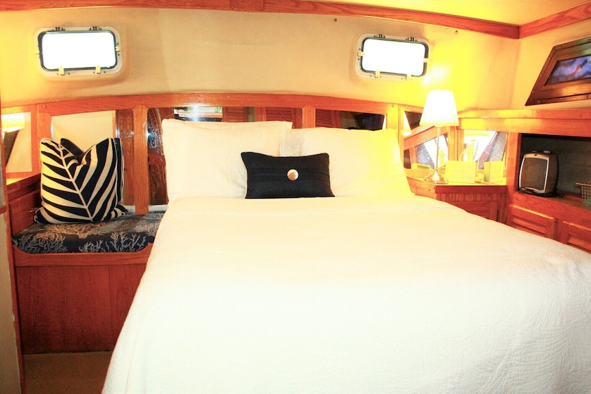 Spend The Night On A Yacht! - Long Beach, CA