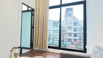 Quarto Duplo Panorâmico | Sala de estar | Impressoras