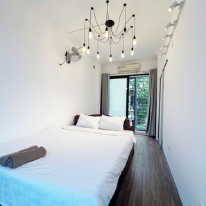 Quarto Duplo Design | Com decoração personalizada, com mobília individualizada, secretária 
