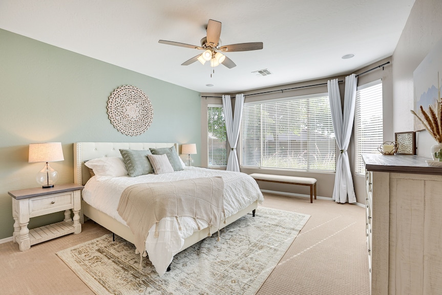 Shop, Golf & Hike: Surprise Group Getaway W/ Pool! - サプライズ, AZ