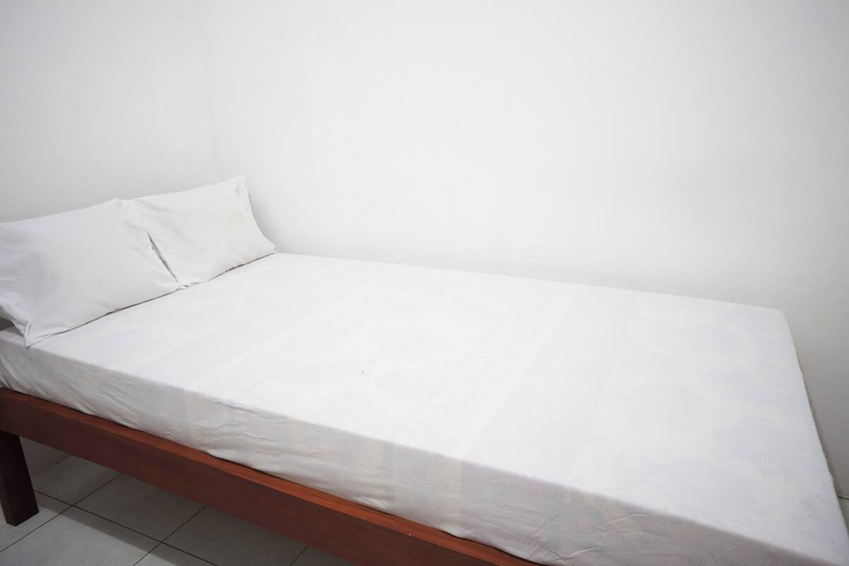 Quarto Duplo Deluxe | Wi-fi grátis, roupa de cama fornecida 