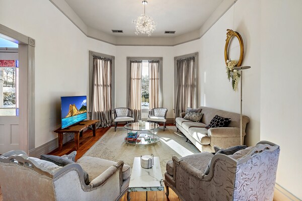 Barclay Klum House By Wanderlodges - Ashland, OR