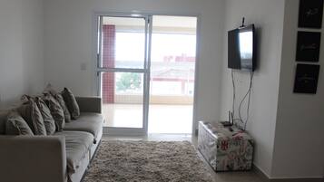 Apartamento | Área de estar | TV