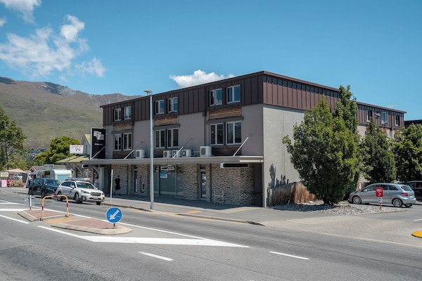 The Brownston Hostel - Wanaka