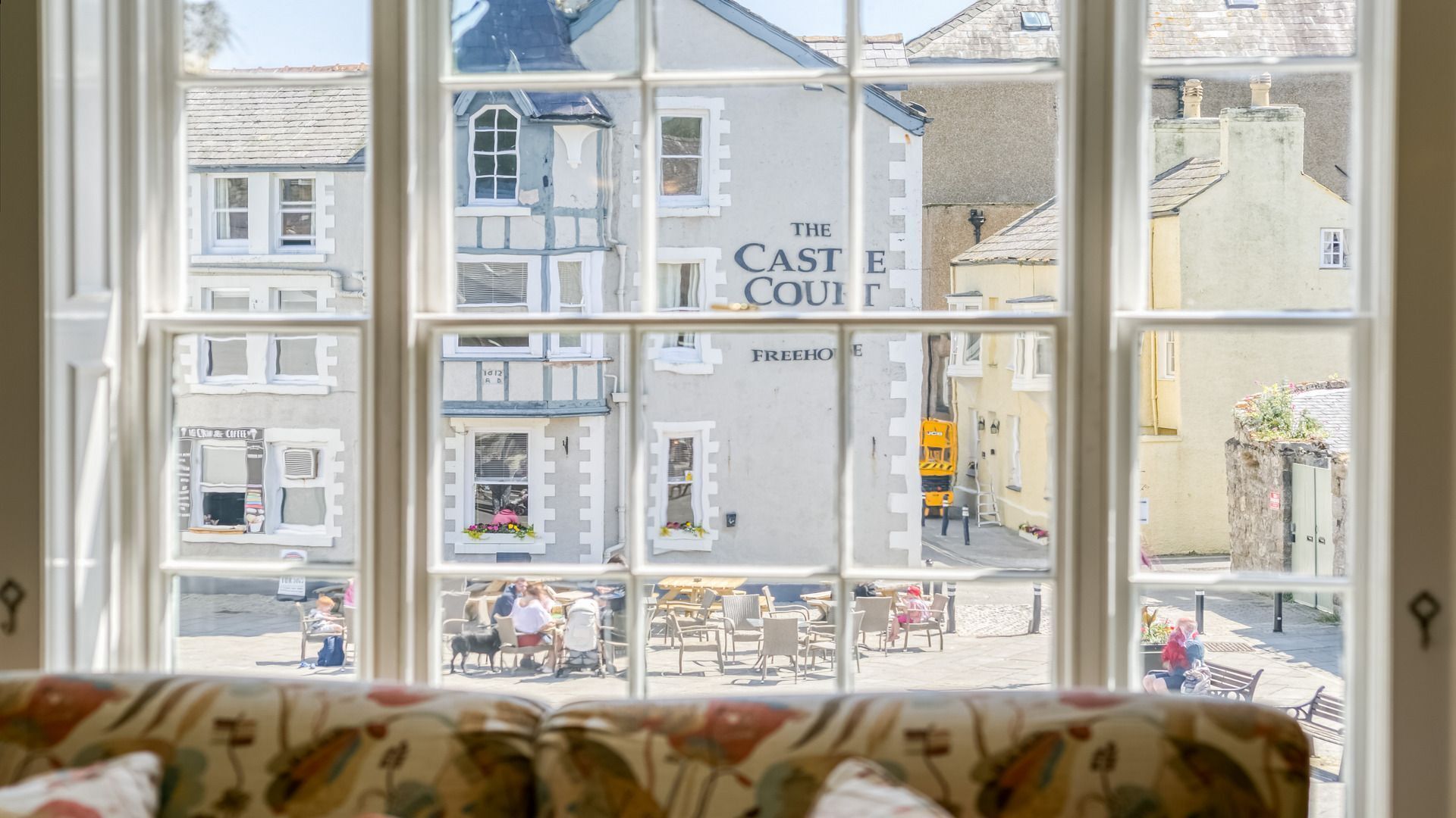 Ty Castell -  A Town That Sleeps 10 Guests  In 5 Bedrooms - Beaumaris