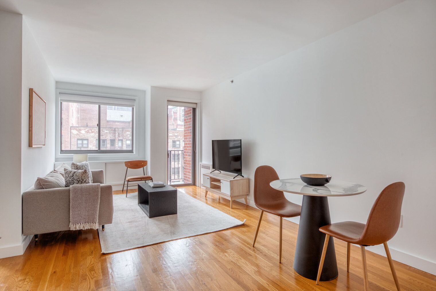 Great Chelsea 1br W/ Doorman, W/d & Gym, Nr Union Square, By Blueground - New York City